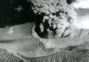 Se conmemoran 60 años de la erupción del Volcán Irazú