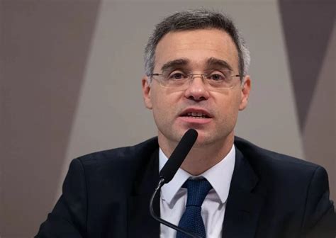 Andr Mendon A Diz Esperar Que N O Haja Persegui O Contra Bolsonaro
