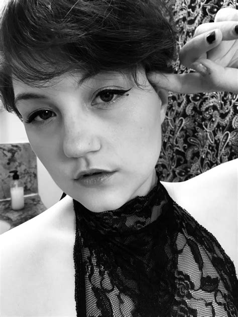 Sexy As Hell Rshorthairedhotties