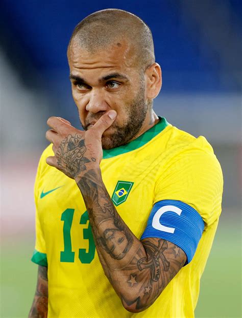 Dani Alves concede su primera entrevista desde la cárcel La perdono