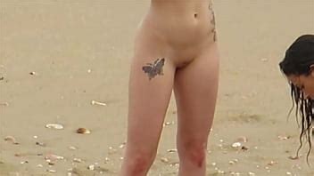 Esposas Gostosa Transando Em Praia De Nudismo Xvideos Buceta