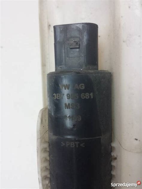 SKODA AUDI SEAT ZBIORNICZEK Spryskiwaczy XENON 1K0955453 QRS Pawłowice