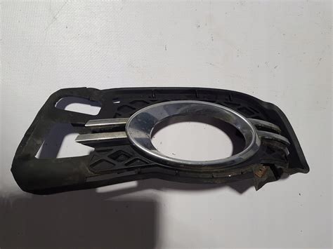 KRATKA ZDERZAKA ATRAPA MERCEDES W204 LIFT LEWA A 2048852423 za 100 zł z