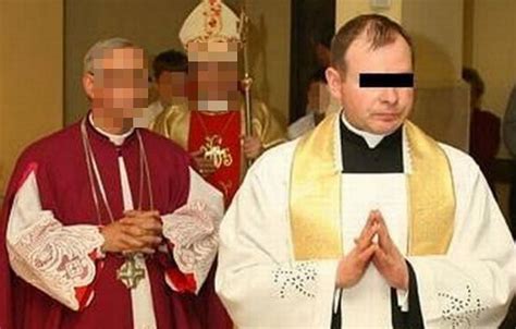 Pedofilia w Kościele Były proboszcz z Kobyłki skazany za seks z 13 latką