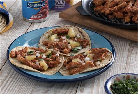 Tacos al pastor Alimentos San Marcos Auténtico sabor mexicano