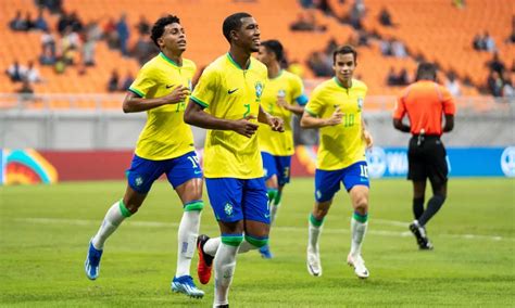 Atacante do Flamengo tem participação fundamental para classificação da