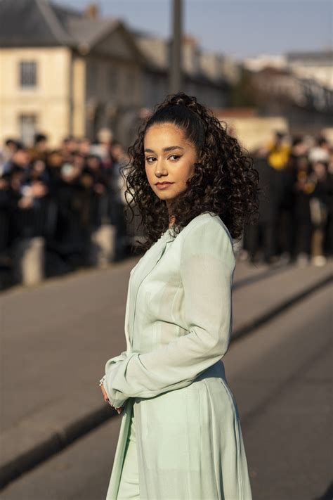 Photo Léna Situations Léna Mahfouf Arrivées au défilé Givenchy
