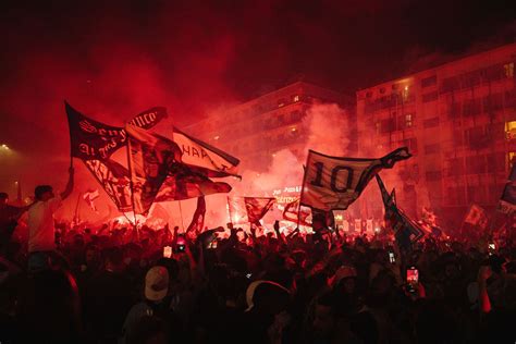 Napul3 Le Foto Della Grande Festa Per Il Terzo Scudetto Rolling