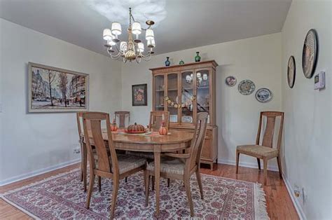 724 Clover Hill Ct Elk Grove Village IL 60007 MLS 11246420 Redfin