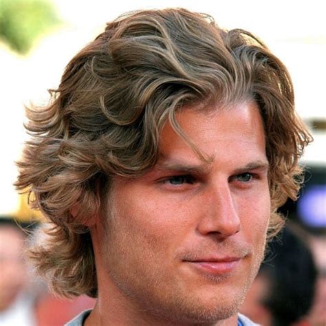 Shaggy Hairstyles For Men Men S Hairstyles Haircuts