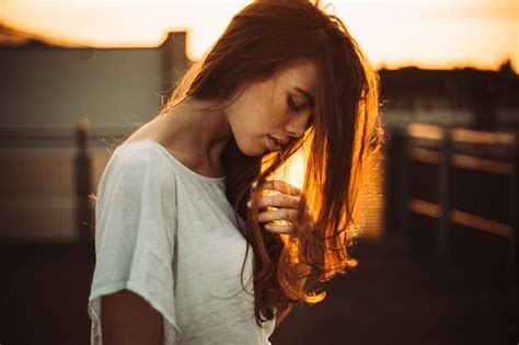 Blog LOOKSLIKEFILM Portrait Photography Portrait Poses