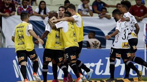 Última vitória do Corinthians sobre o Fortaleza fora de casa teve