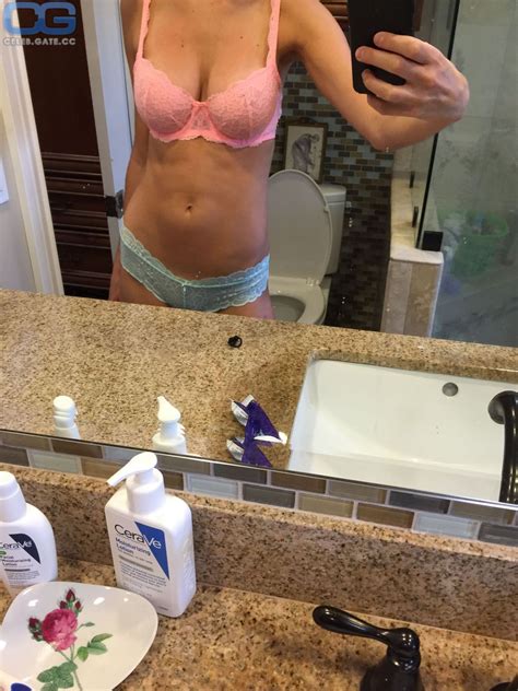 Elizabeth Turner Nude Pictures Photos Playboy Naked Topless Fappening