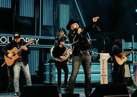 Carin León makes Opry debut Stars and Guitars