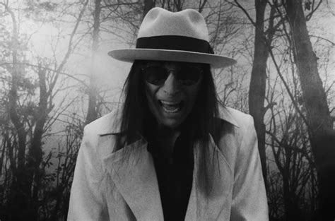 Mötley Crüe Gitaristi Mick Mars Gelecek Albümden İkinci Solo Single