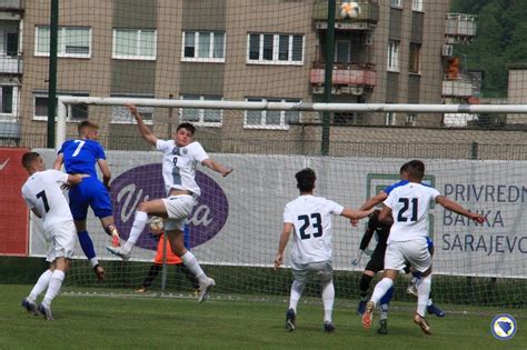 Juniori Remizirali Sa Slovenijom