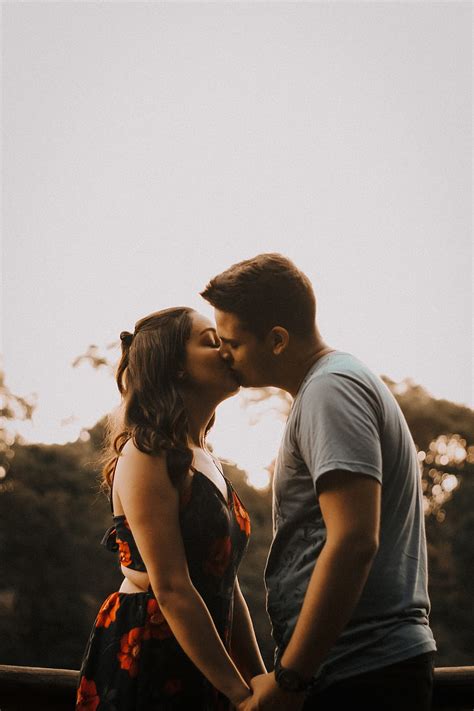 Couple Kissing During Daytime HD Phone Wallpaper Peakpx