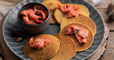 Recette blinis de sarrasin au saumon fumé Marie Claire