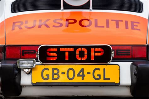 Totalcar 1980 Porsche 911 SC Targa holland rendőrautó Galéria