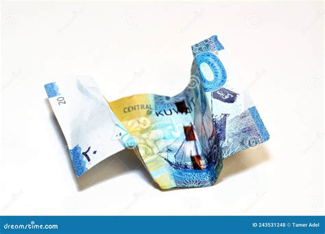 Twenty Kuwaiti Dinars Bill Banknote 20 KWD Features Seif Palace A Dhow