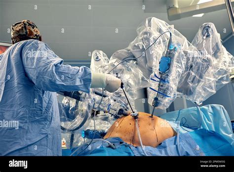 Chirurgie Da Vinci Minimal Invasive Roboterchirurgie Mit Dem