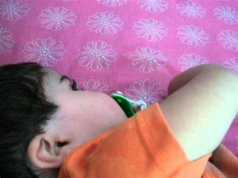 Lucas e a pulguinha na cueca do vovô YouTube