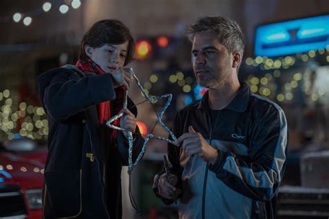 La Navidad en sus Manos presenta su tráiler oficial una comedia