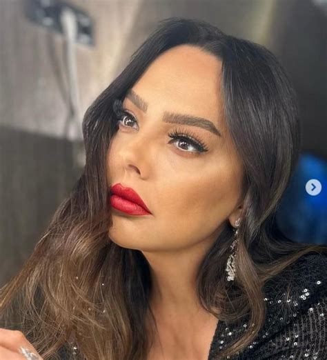 Ebru Gündeş Murat Özdemir ile evlendi İşte ilk paylaşım Ebru Gündeş