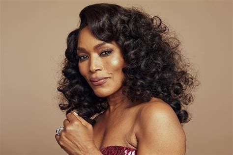Angela Bassett 6 trabalhos da atriz de Pantera Negra 2 Minha Série