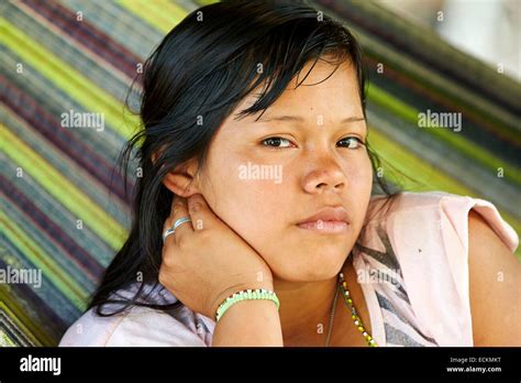 Amazon Brazil Tribe Girl Hi Res Stock Photography And Images Alamy