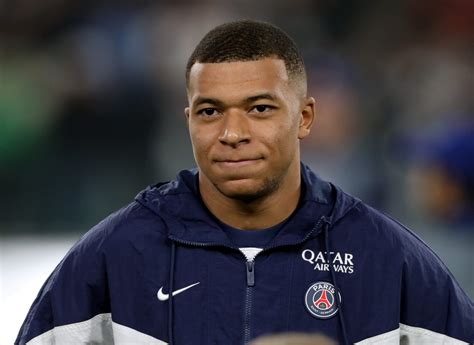 Mercato PSG Je nai pas fait de choix Kylian Mbappé parle de son