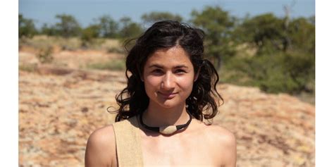 ISÈRE ÉCHIROLLES Nue dans un milieu hostile une Iséroise dans l