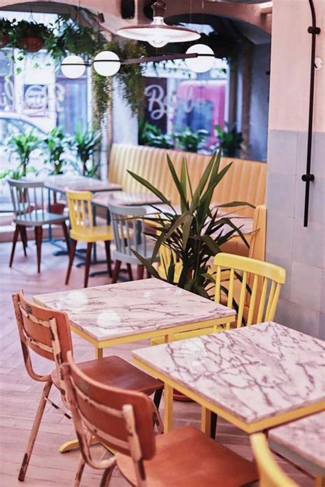Una cafetería moderna con el talante de Francisco Segarra
