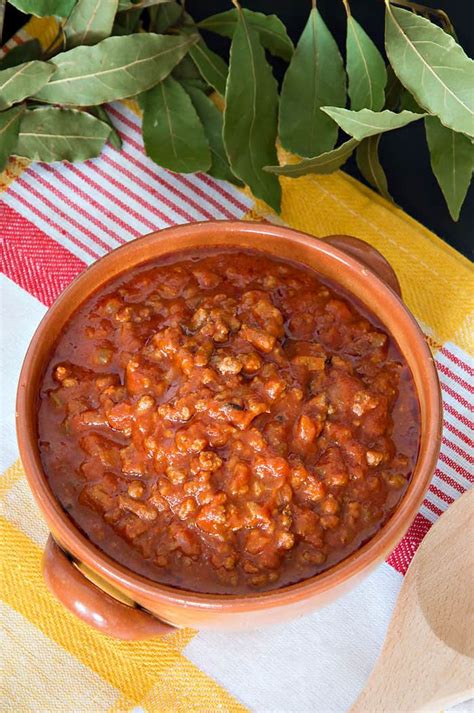 Traditional Rag Alla Bolognese Italian Recipe Book