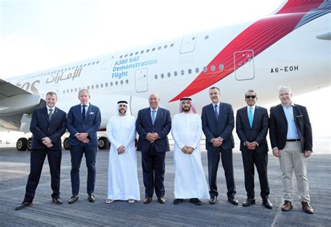 طيران الإمارات أول ناقلة جوية في العالم تشغل رحلة تجريبية لطائرة A380