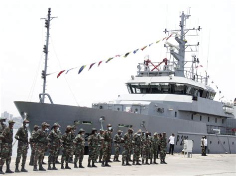 Ministro Exorta Engajamento Dos Efectivos Da Marinha De Guerra Angola