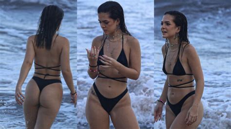 Foto O bumbum de Mel Maia chamou atenção no biquíni fio dental