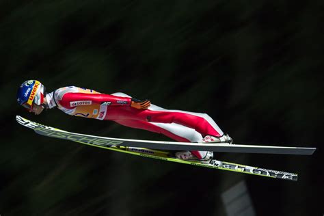 Katastrofalny występ polskich skoczków w Klingenthal