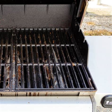 How To Deep Clean Your Gas Grill Rejuvenate Your Gas Grill In Easy