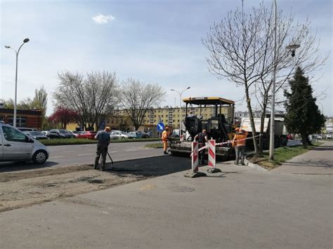Remont Alei Jana Pawła II w Ostrowcu Prace potrwają do wakacji