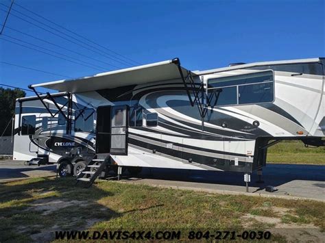 2019 Heartland Cyclone 4007 Toy Hauler Heartland Edition Luxury Fifth Wheel