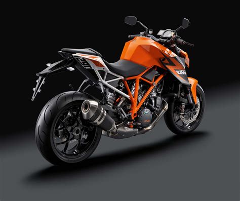 38 Hi Res Photos Of The KTM 1290 Super Duke R Asphalt Rubber