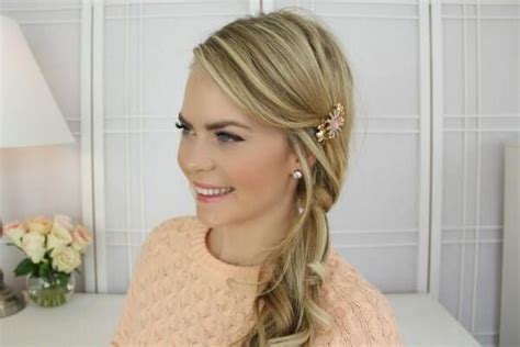 15 Cutest Side Ponytail Ideas For 2024 That You Need To See Side