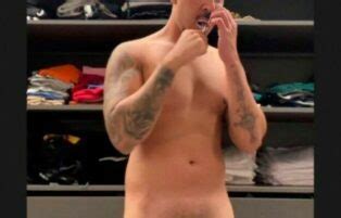 Carlinho Maia Pelado Na Live Foto De Penis Homens Pelados