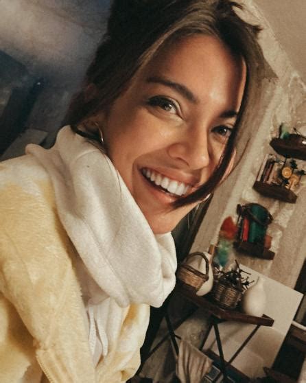 Ella es Biran Damla Yılmaz la actriz que da vida a Kumru Yıldırım en