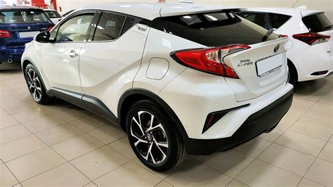 Álbum de fotos Toyota C HR Hybrid Advance Color Blanco Revista 4x4
