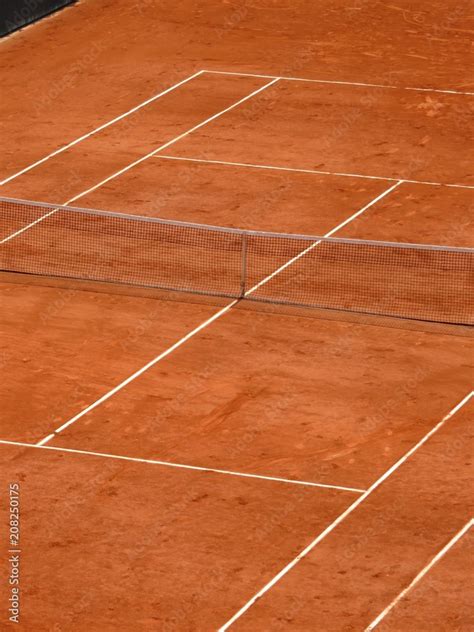 Terrain de tennis en terre battue à Roland Garros Paris France