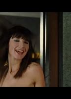 Ophélia Kolb desnuda en Gainsbourg Vie héroïque
