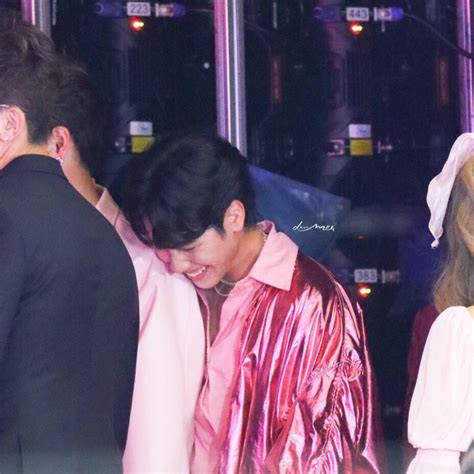 nananhinnn on Twitter RT 2226 YW แมวมนสยขออน