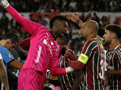 Fluminense não resiste e é derrotado pela LDU no primeiro jogo da